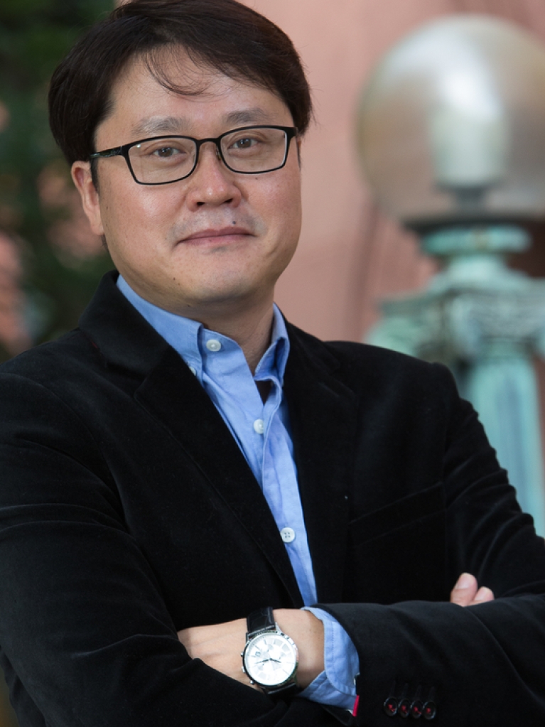 Michael Myungkook Joo | School of Social Work